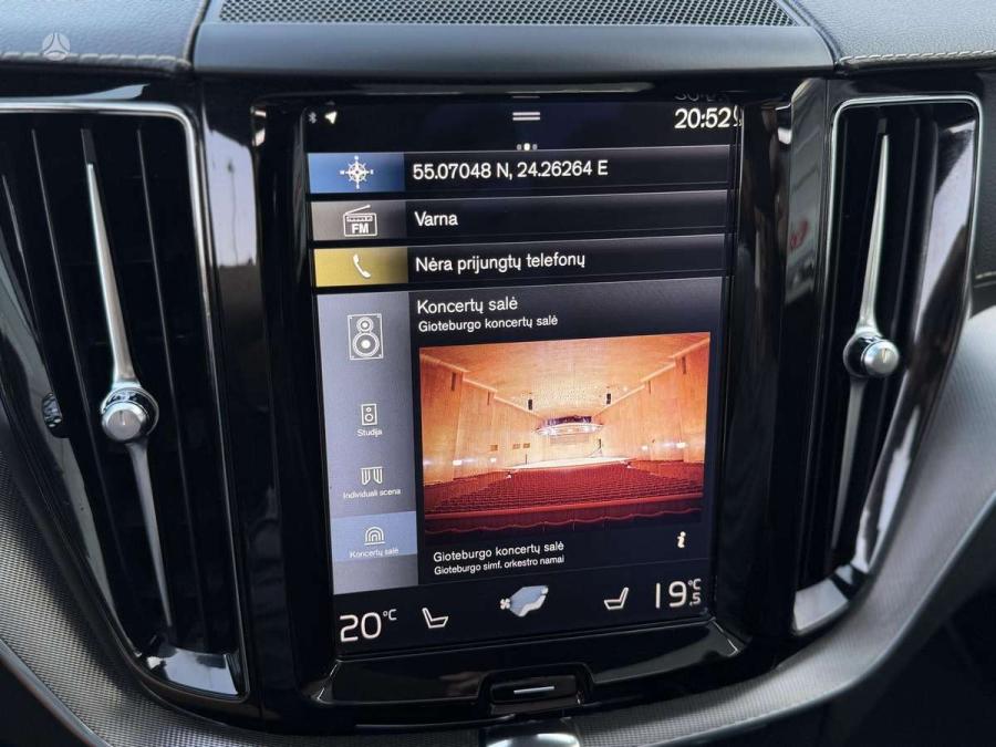 Melns Volvo XC60 2018 Jonava, ar dzinēja tilpumu 2.00 L un nobraukumu 255 tūkst. km par 19499 €, foto 55 vietnē AUTOMOTO.COM.LV