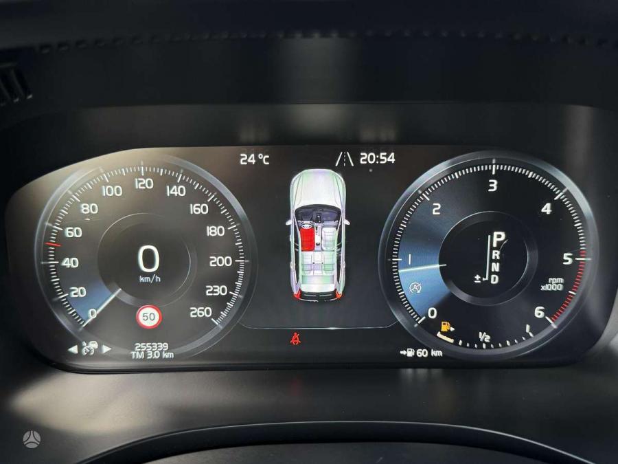 Melns Volvo XC60 2018 Jonava, ar dzinēja tilpumu 2.00 L un nobraukumu 255 tūkst. km par 19499 €, foto 57 vietnē AUTOMOTO.COM.LV