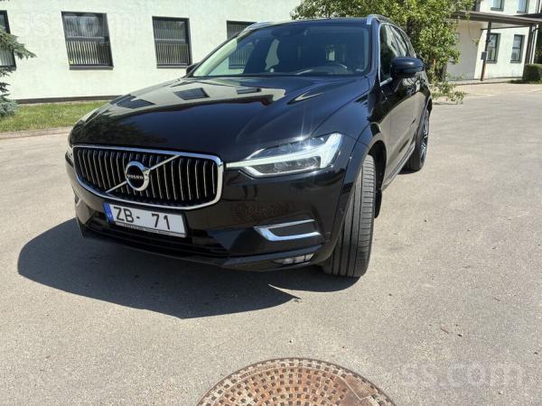 Black Volvo XC60 2018 in Jekabpils, with an engine capacity of 2.00 L and mileage of 281 thousand km for 24999 €, photo 4 on AUTOMOTO.COM.LV