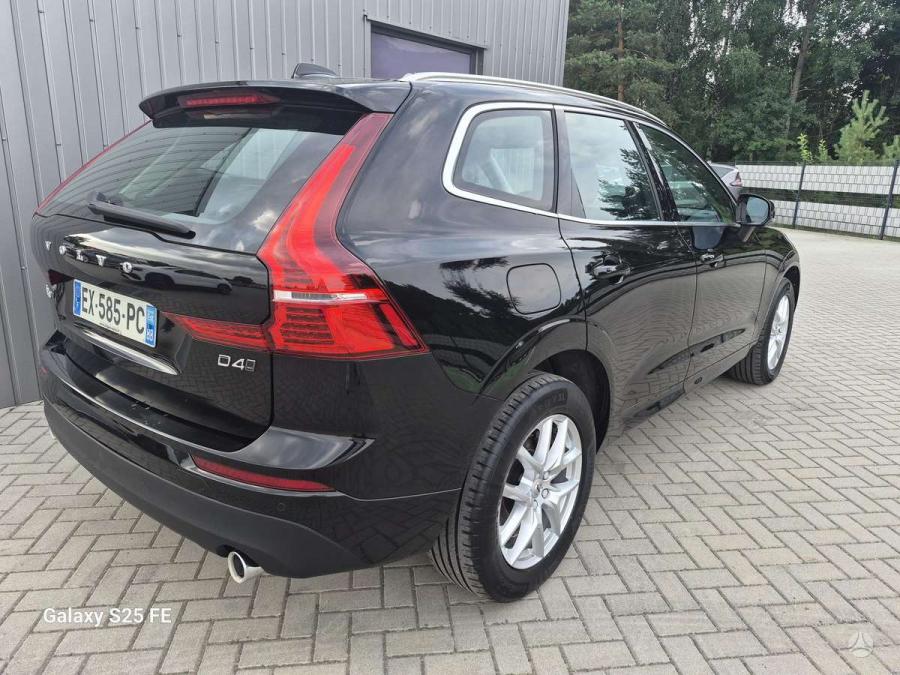 Melns Volvo XC60 2018 Tauragė, ar dzinēja tilpumu 1.97 L un nobraukumu 258 tūkst. km par 15900 €, foto 5 vietnē AUTOMOTO.COM.LV