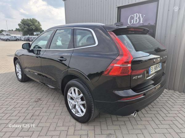 Black Volvo XC60 2018 in Taurage, with an engine capacity of 1.97 L and mileage of 258 thousand km for 15900 €, photo 6 on AUTOMOTO.COM.LV