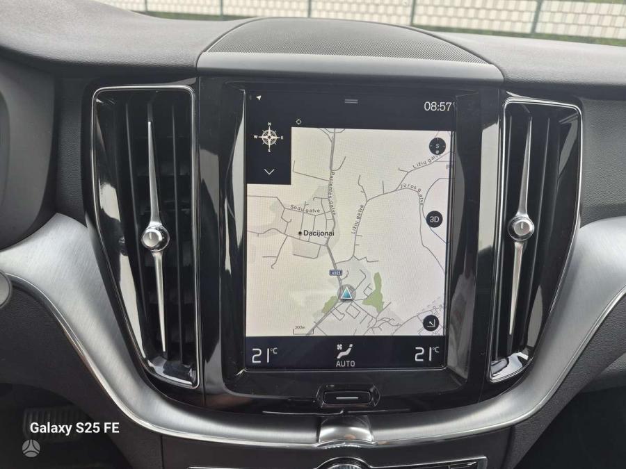 Melns Volvo XC60 2018 Tauragė, ar dzinēja tilpumu 1.97 L un nobraukumu 258 tūkst. km par 15900 €, foto 20 vietnē AUTOMOTO.COM.LV