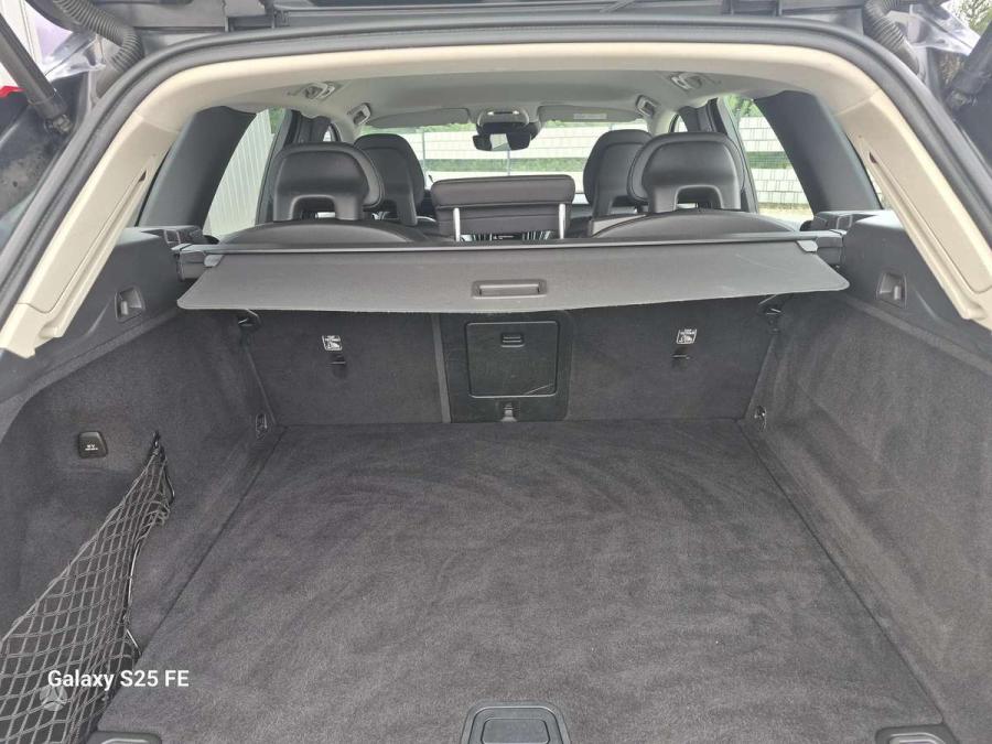 Melns Volvo XC60 2018 Tauragė, ar dzinēja tilpumu 1.97 L un nobraukumu 258 tūkst. km par 15900 €, foto 23 vietnē AUTOMOTO.COM.LV