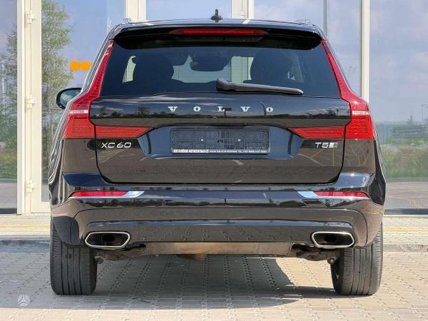 Melns Volvo XC60 2018 Viļņa, ar dzinēja tilpumu 1.97 L un nobraukumu 169 tūkst. km par 24900 €, foto 5 vietnē AUTOMOTO.COM.LV