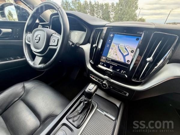 Melns Volvo XC60 2018 Rīga, ar dzinēja tilpumu 2.00 L un nobraukumu 0 tūkst. km par 16990 €, foto 10 vietnē AUTOMOTO.COM.LV