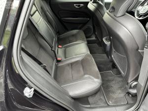 Melns Volvo XC60 2018 Avižieniai, ar dzinēja tilpumu 2.00 L un nobraukumu 199 tūkst. km par 22450 €, foto 6 vietnē AUTOMOTO.COM.LV
