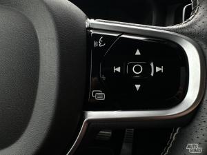Melns Volvo XC60 2018 Avižieniai, ar dzinēja tilpumu 2.00 L un nobraukumu 199 tūkst. km par 22450 €, foto 10 vietnē AUTOMOTO.COM.LV