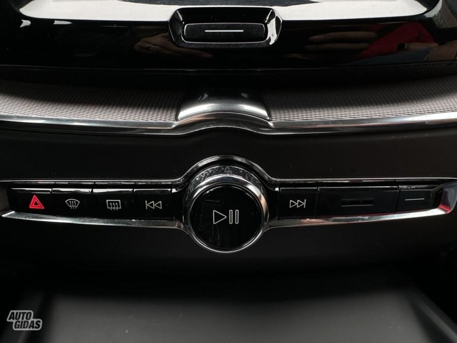 Melns Volvo XC60 2018 Avižieniai, ar dzinēja tilpumu 2.00 L un nobraukumu 199 tūkst. km par 22450 €, foto 21 vietnē AUTOMOTO.COM.LV