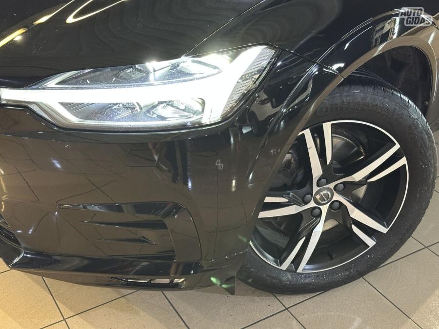 Melns Volvo XC60 2018 Avižieniai, ar dzinēja tilpumu 2.00 L un nobraukumu 199 tūkst. km par 22450 €, foto 32 vietnē AUTOMOTO.COM.LV