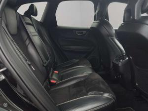 Melns Volvo XC60 2018 Viļņa, ar dzinēja tilpumu 2.00 L un nobraukumu 183 tūkst. km par 23499 €, foto 11 vietnē AUTOMOTO.COM.LV