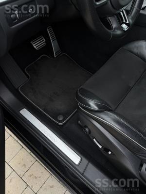 Black Volvo XC60 2018 in Riga, with an engine capacity of 2.00 L and mileage of 84 thousand km for 25500 €, photo 19 on AUTOMOTO.COM.LV