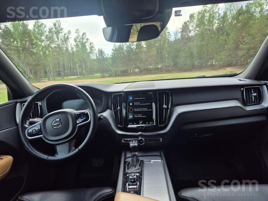 Melns Volvo XC60 2018 Ogre, ar dzinēja tilpumu 2.00 L un nobraukumu 260 tūkst. km par 19500 €, foto 10 vietnē AUTOMOTO.COM.LV
