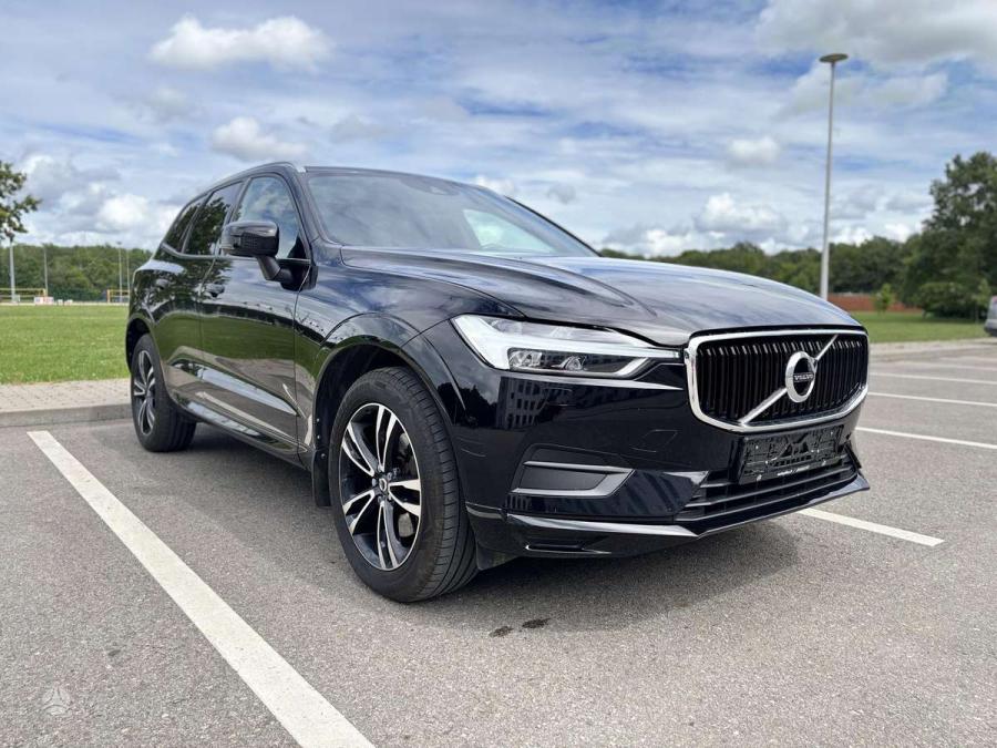 Black Volvo XC60 2018 in Kaunas, with an engine capacity of 1.97 L and mileage of 322 thousand km for 16700 €, photo 1 on AUTOMOTO.COM.LV