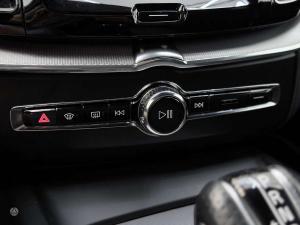 Black Volvo XC60 2018 in Vilnius, with an engine capacity of 1.97 L and mileage of 251 thousand km for 19700 €, photo 27 on AUTOMOTO.COM.LV