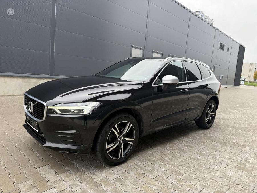 Black Volvo XC60 2018 in Siauliai, with an engine capacity of 1.97 L and mileage of 240 thousand km for 18300 €, photo 1 on AUTOMOTO.COM.LV