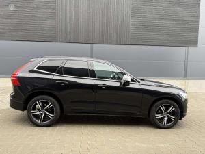 Black Volvo XC60 2018 in Siauliai, with an engine capacity of 1.97 L and mileage of 240 thousand km for 18300 €, photo 5 on AUTOMOTO.COM.LV
