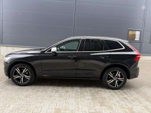 Black Volvo XC60 2018 in Siauliai, with an engine capacity of 1.97 L and mileage of 240 thousand km for 18300 €, photo 9 on AUTOMOTO.COM.LV