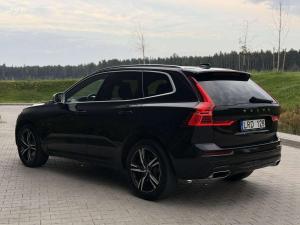 Black Volvo XC60 2018 in Vilnius, with an engine capacity of 1.97 L and mileage of 289 thousand km for 17950 €, photo 6 on AUTOMOTO.COM.LV