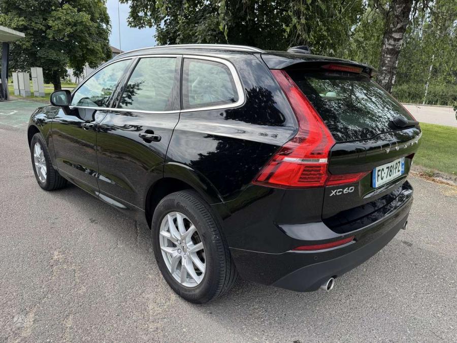 Melns Volvo XC60 2018 Tauragė, ar dzinēja tilpumu 1.97 L un nobraukumu 226 tūkst. km par 18700 €, foto 7 vietnē AUTOMOTO.COM.LV