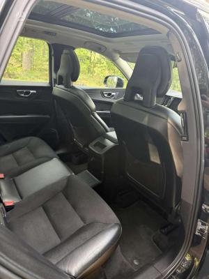 Melns Volvo XC60 2018 Klaipėda, ar dzinēja tilpumu 1.97 L un nobraukumu 270 tūkst. km par 18150 €, foto 12 vietnē AUTOMOTO.COM.LV