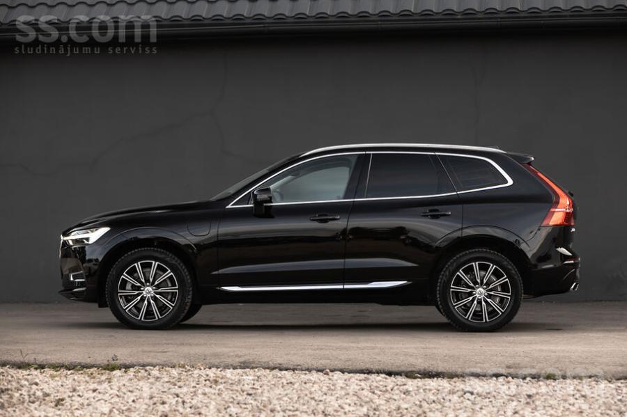 Melns Volvo XC60 2018 Jelgava, ar dzinēja tilpumu 2.00 L un nobraukumu 232 tūkst. km par 21000 €, foto 12 vietnē AUTOMOTO.COM.LV
