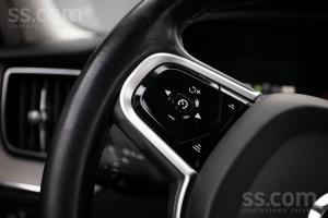 Melns Volvo XC60 2018 Jelgava, ar dzinēja tilpumu 2.00 L un nobraukumu 232 tūkst. km par 21000 €, foto 31 vietnē AUTOMOTO.COM.LV