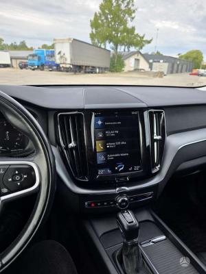 Black Volvo XC60 2018 in Siauliai, with an engine capacity of 1.97 L and mileage of 212 thousand km for 18000 €, photo 11 on AUTOMOTO.COM.LV