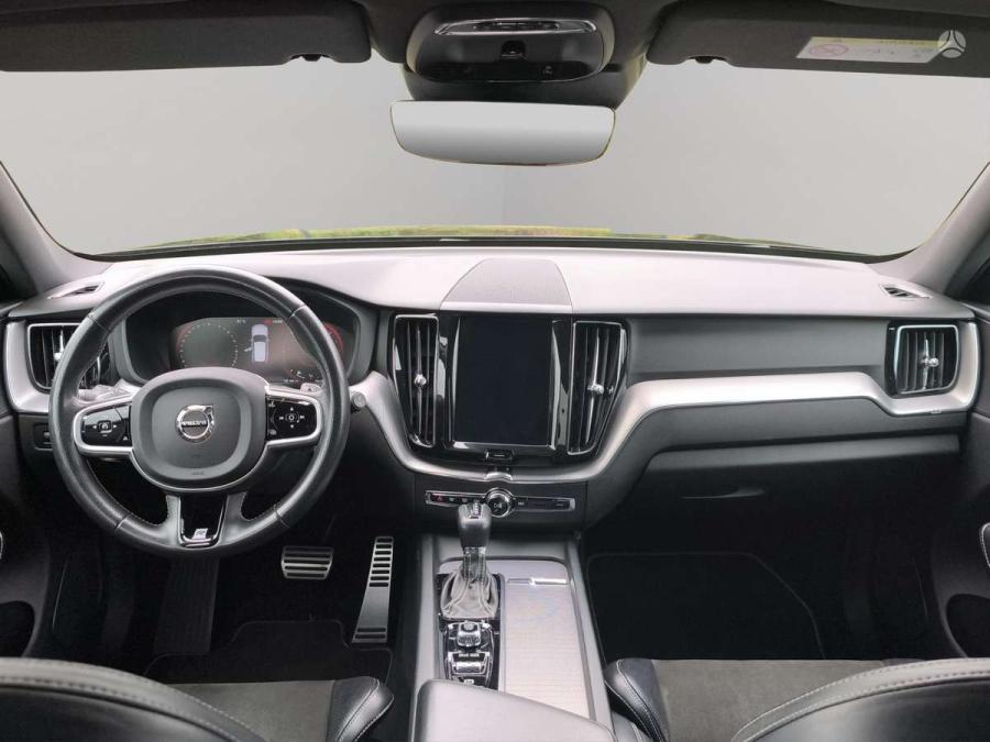 Melns Volvo XC60 2018 Viļņa, ar dzinēja tilpumu 2.00 L un nobraukumu 183 tūkst. km par 23499 €, foto 16 vietnē AUTOMOTO.COM.LV
