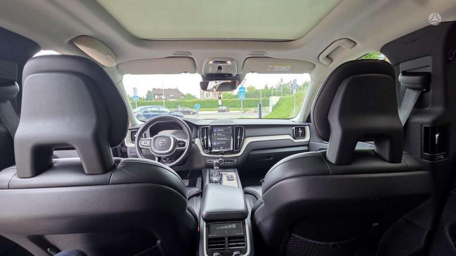 Melns Volvo XC60 2018 Klaipėda, ar dzinēja tilpumu 1.97 L un nobraukumu 207 tūkst. km par 20750 €, foto 12 vietnē AUTOMOTO.COM.LV