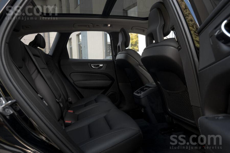 Melns Volvo XC60 2018 Jelgava, ar dzinēja tilpumu 2.00 L un nobraukumu 290 tūkst. km par 22500 €, foto 12 vietnē AUTOMOTO.COM.LV