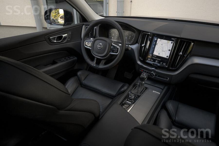 Melns Volvo XC60 2018 Jelgava, ar dzinēja tilpumu 2.00 L un nobraukumu 290 tūkst. km par 22500 €, foto 14 vietnē AUTOMOTO.COM.LV