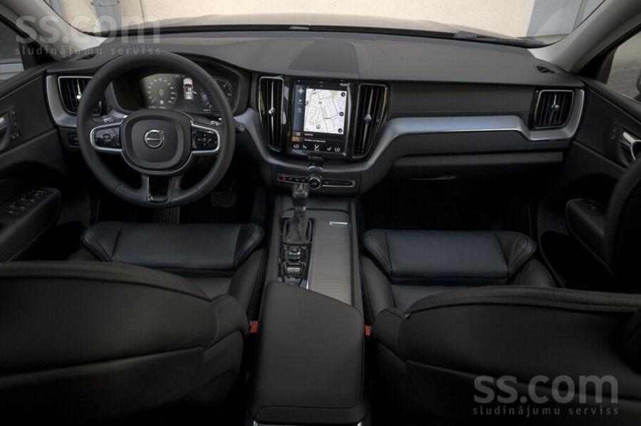 Melns Volvo XC60 2018 Jelgava, ar dzinēja tilpumu 2.00 L un nobraukumu 290 tūkst. km par 22500 €, foto 15 vietnē AUTOMOTO.COM.LV