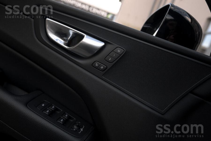 Melns Volvo XC60 2018 Jelgava, ar dzinēja tilpumu 2.00 L un nobraukumu 290 tūkst. km par 22500 €, foto 30 vietnē AUTOMOTO.COM.LV