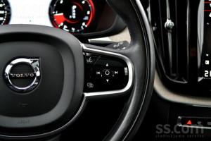 Black Volvo XC60 2018 in Tukums, with an engine capacity of 2.00 L and mileage of 254 thousand km for 20990 €, photo 26 on AUTOMOTO.COM.LV