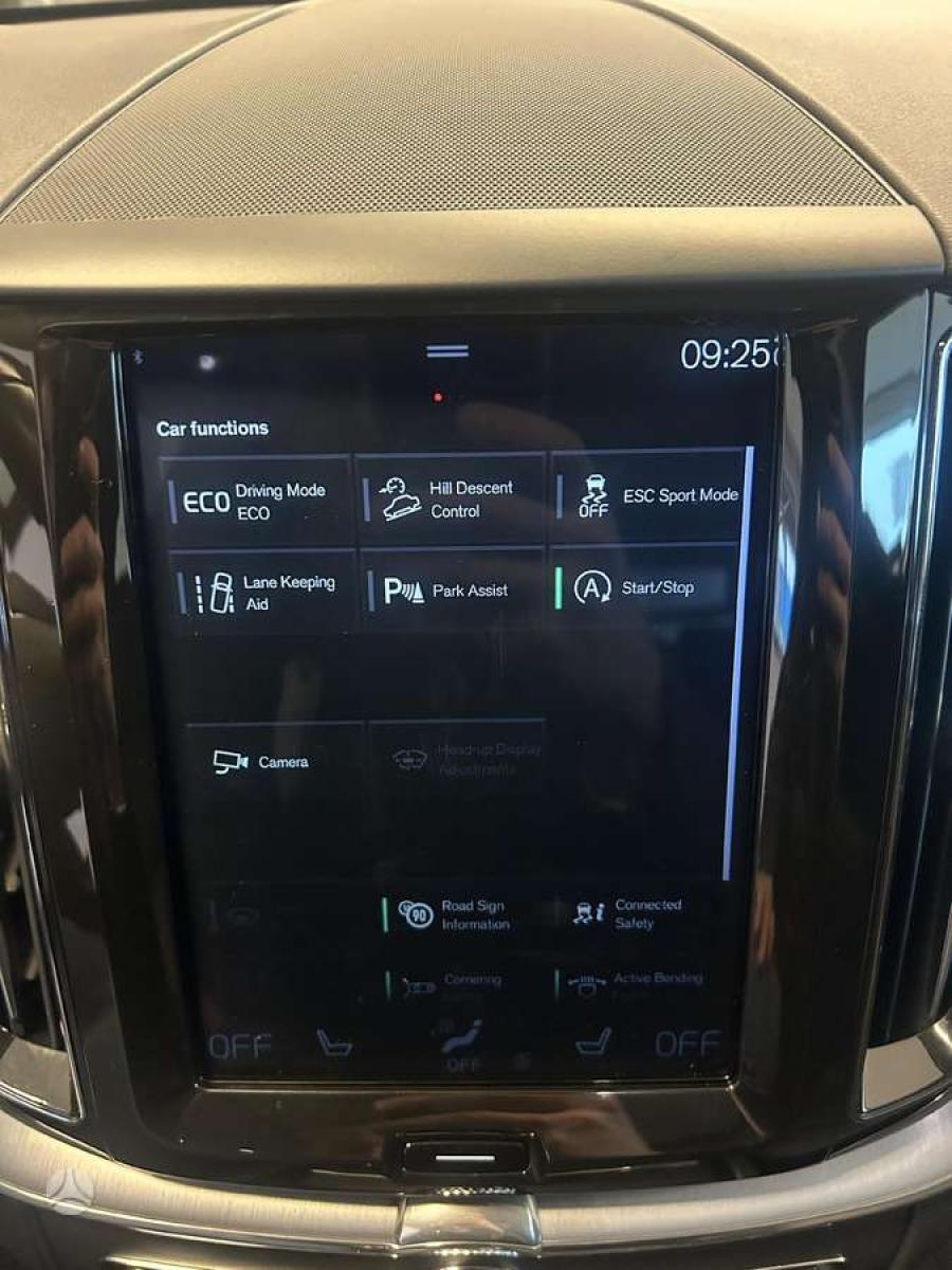 Черный Вольво ХС60 2019 в Шяуляй, объемом двигателя 1.97 л и пробегом 162 тыс. км за 22600 €, фото 21 на AUTOMOTO.COM.LV