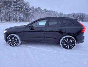 Melns Volvo XC60 2019 Trakai, ar dzinēja tilpumu 1.97 L un nobraukumu 190 tūkst. km par 28800 €, foto 5 vietnē AUTOMOTO.COM.LV
