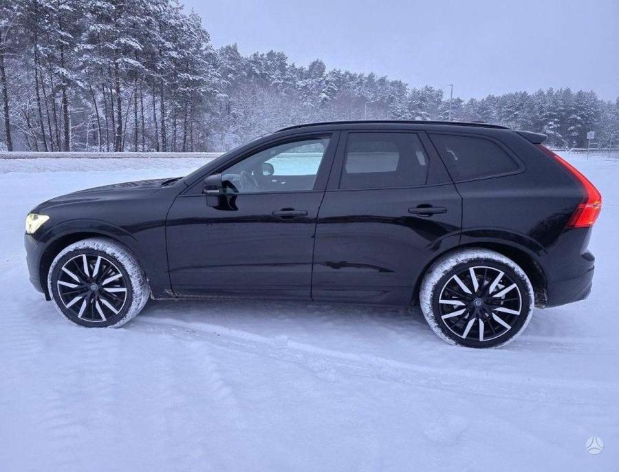 Melns Volvo XC60 2019 Trakai, ar dzinēja tilpumu 1.97 L un nobraukumu 190 tūkst. km par 28800 €, foto 5 vietnē AUTOMOTO.COM.LV