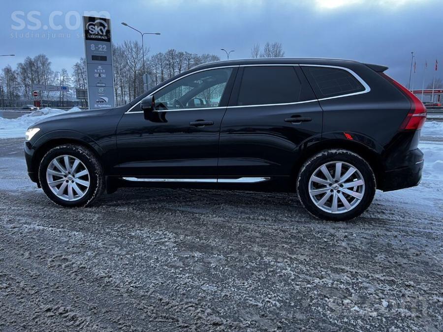 Black Volvo XC60 2019 in Jelgava, with an engine capacity of 2.00 L and mileage of 268 thousand km for 22300 €, photo 7 on AUTOMOTO.COM.LV