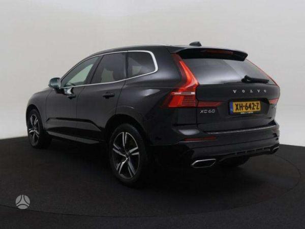 Black Volvo XC60 2019 in Vilnius, with an engine capacity of 1.97 L and mileage of 275 thousand km for 19990 €, photo 4 on AUTOMOTO.COM.LV