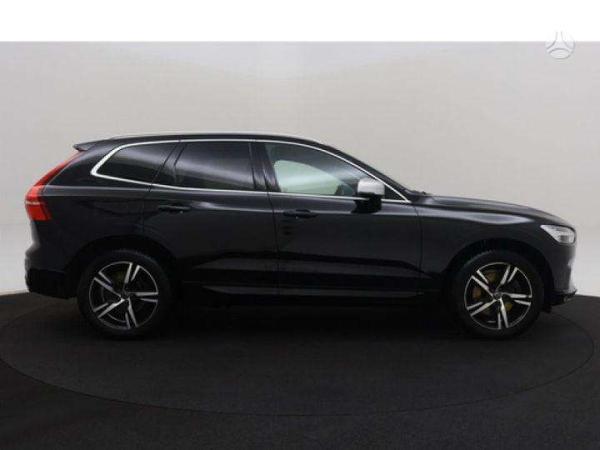 Black Volvo XC60 2019 in Vilnius, with an engine capacity of 1.97 L and mileage of 275 thousand km for 19990 €, photo 5 on AUTOMOTO.COM.LV
