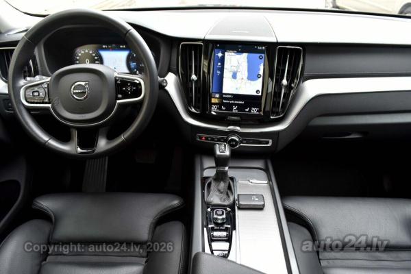 Melns Volvo XC60 2019 Tallina, ar dzinēja tilpumu 2.00 L un nobraukumu 110 tūkst. km par 29900 €, foto 8 vietnē AUTOMOTO.COM.LV