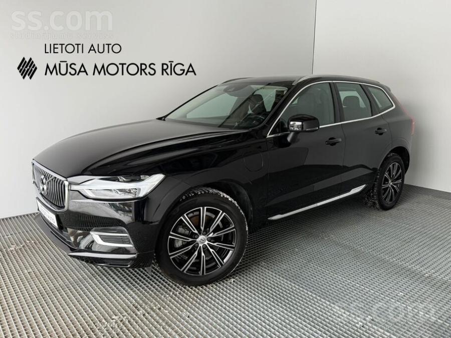Black Volvo XC60 2019 in Riga, with an engine capacity of 2.00 L and mileage of 127 thousand km for 32490 €, photo 1 on AUTOMOTO.COM.LV
