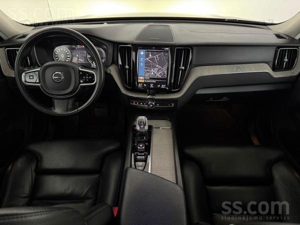 Black Volvo XC60 2019 in Riga, with an engine capacity of 2.00 L and mileage of 127 thousand km for 32490 €, photo 7 on AUTOMOTO.COM.LV