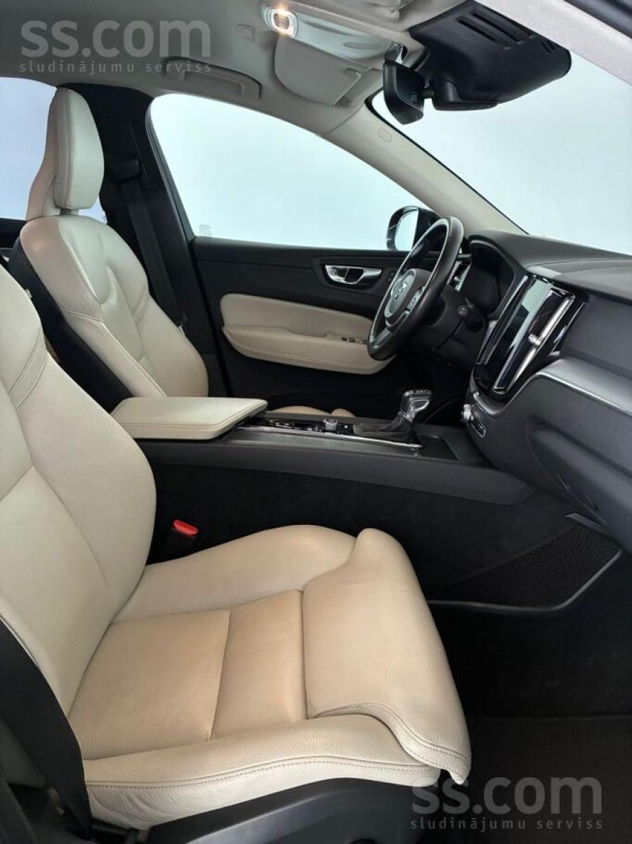 Melns Volvo XC60 2019 Rīga, ar dzinēja tilpumu 2.00 L un nobraukumu 207 tūkst. km par 17990 €, foto 16 vietnē AUTOMOTO.COM.LV