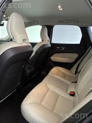 Melns Volvo XC60 2019 Rīga, ar dzinēja tilpumu 2.00 L un nobraukumu 207 tūkst. km par 17990 €, foto 18 vietnē AUTOMOTO.COM.LV