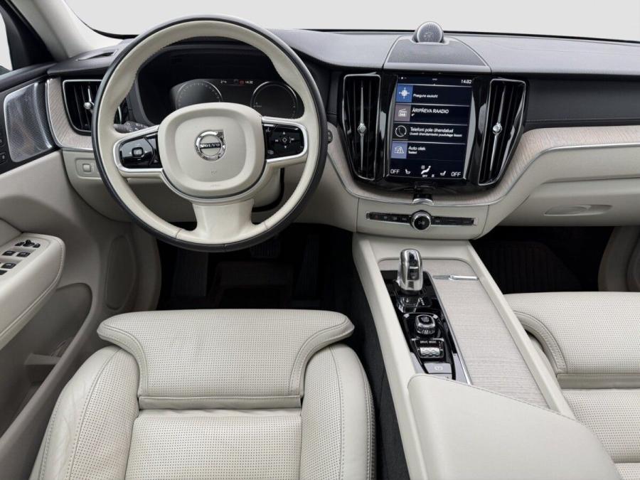 Melns Volvo XC60 2019 Pērnava, ar dzinēja tilpumu 1.97 L un nobraukumu 126 tūkst. km par 31900 €, foto 7 vietnē AUTOMOTO.COM.LV