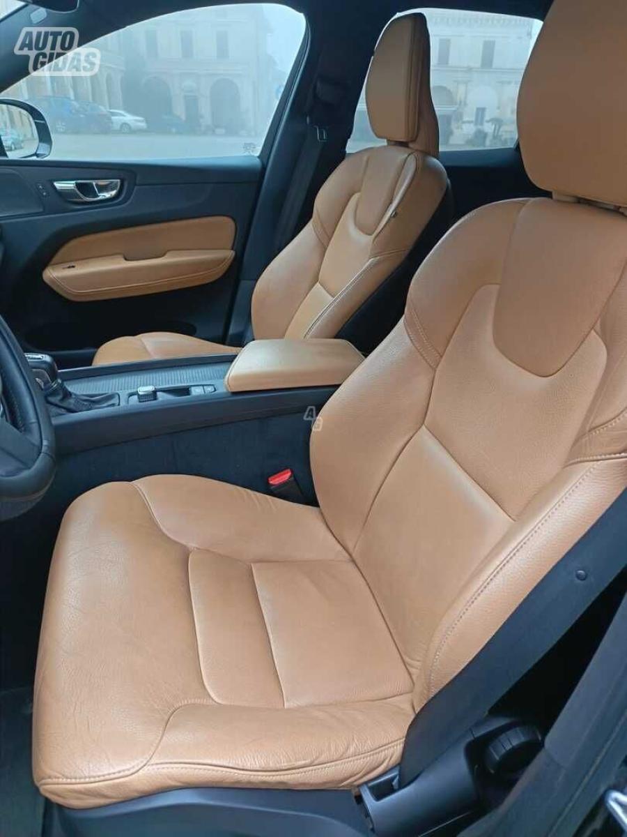 Melns Volvo XC60 2019 Kauņa, ar dzinēja tilpumu 2.00 L un nobraukumu 209 tūkst. km par 18900 €, foto 10 vietnē AUTOMOTO.COM.LV