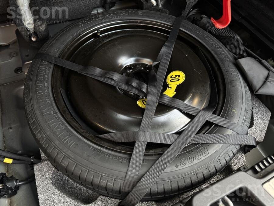 Melns Volvo XC60 2019 Valmiera, ar dzinēja tilpumu 2.00 L un nobraukumu 183 tūkst. km par 23900 €, foto 23 vietnē AUTOMOTO.COM.LV