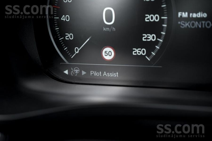 Melns Volvo XC60 2019 Rīga, ar dzinēja tilpumu 2.00 L un nobraukumu 0 tūkst. km par 15500 €, foto 20 vietnē AUTOMOTO.COM.LV