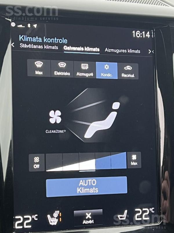 Black Volvo XC60 2019 in Valmiera, with an engine capacity of 2.00 L and mileage of 193 thousand km for 31599 €, photo 10 on AUTOMOTO.COM.LV